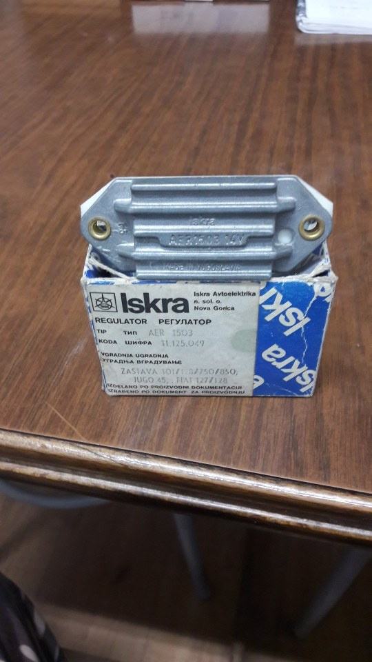 ISKRA Regulator za altenator.