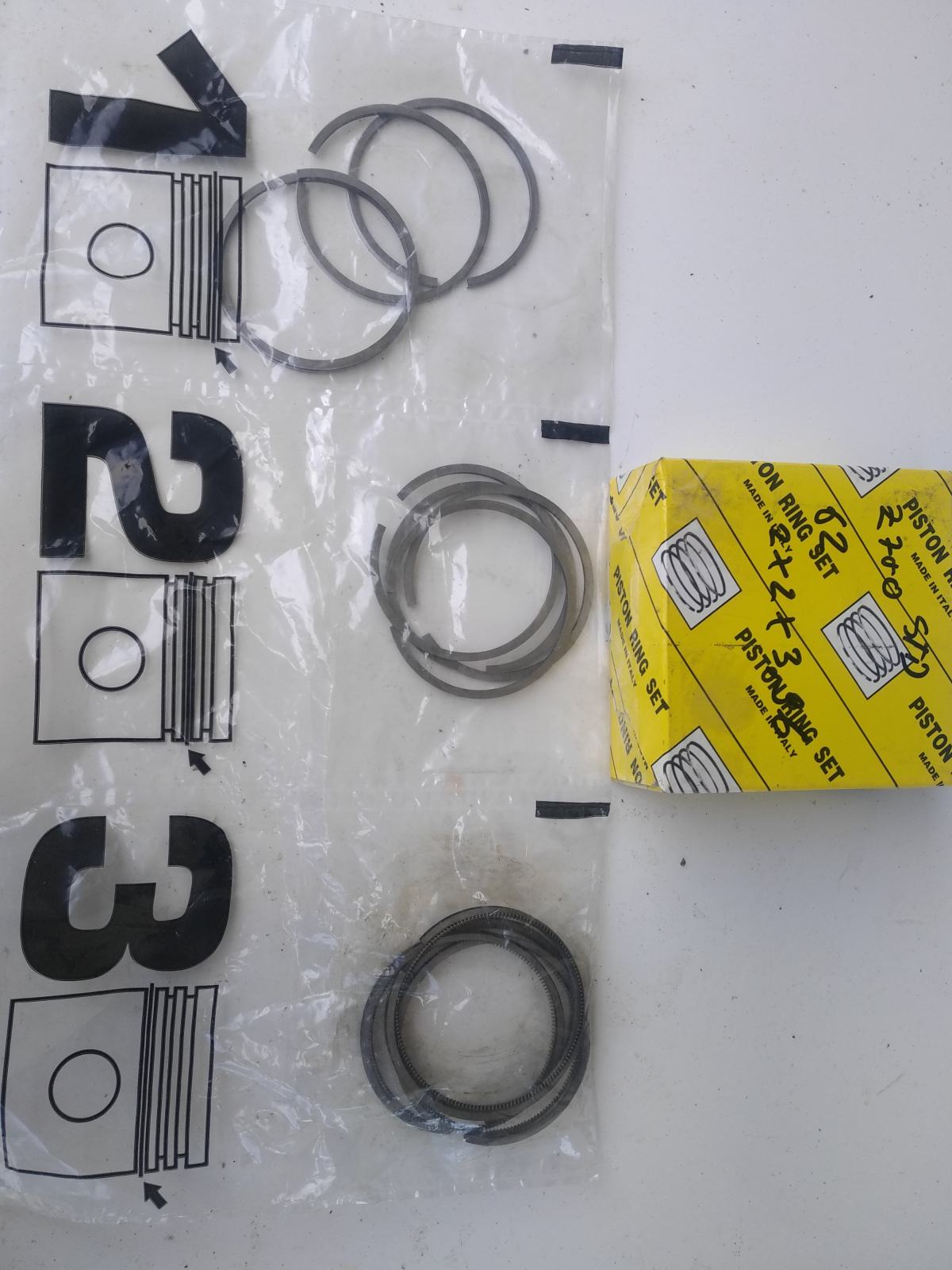 ZASTAVA 750 FIĆO NOVE KARIKE STD 62 mm 2X2X3.96mm