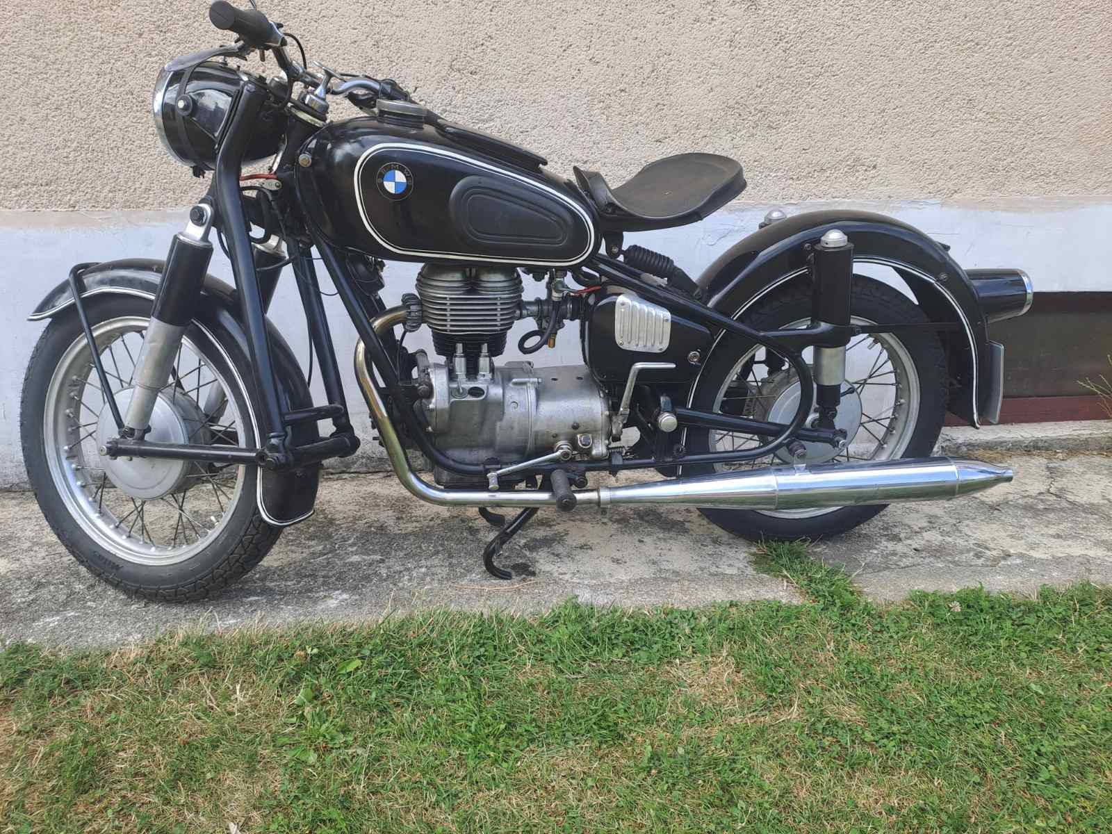 BMW R26