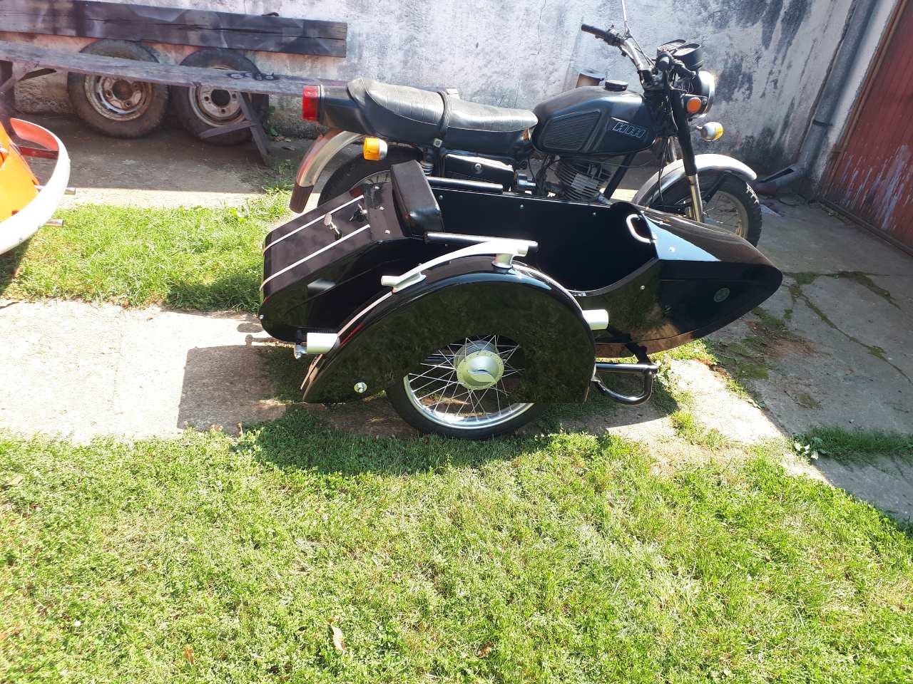 Iž Planeta 350 s bočnom prikolicom Steib TR500