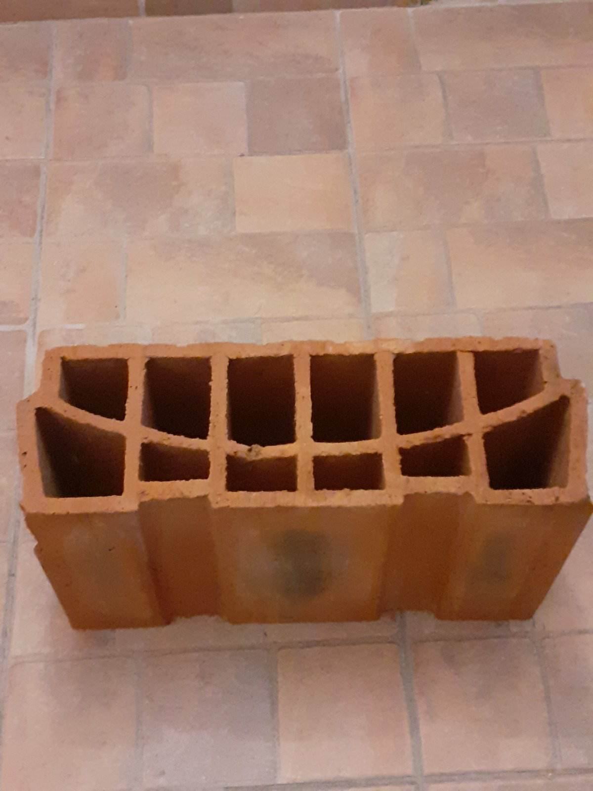 Građevinski materijal-Fert ispuna 38 x 25 x 14 cm (1000 kom)