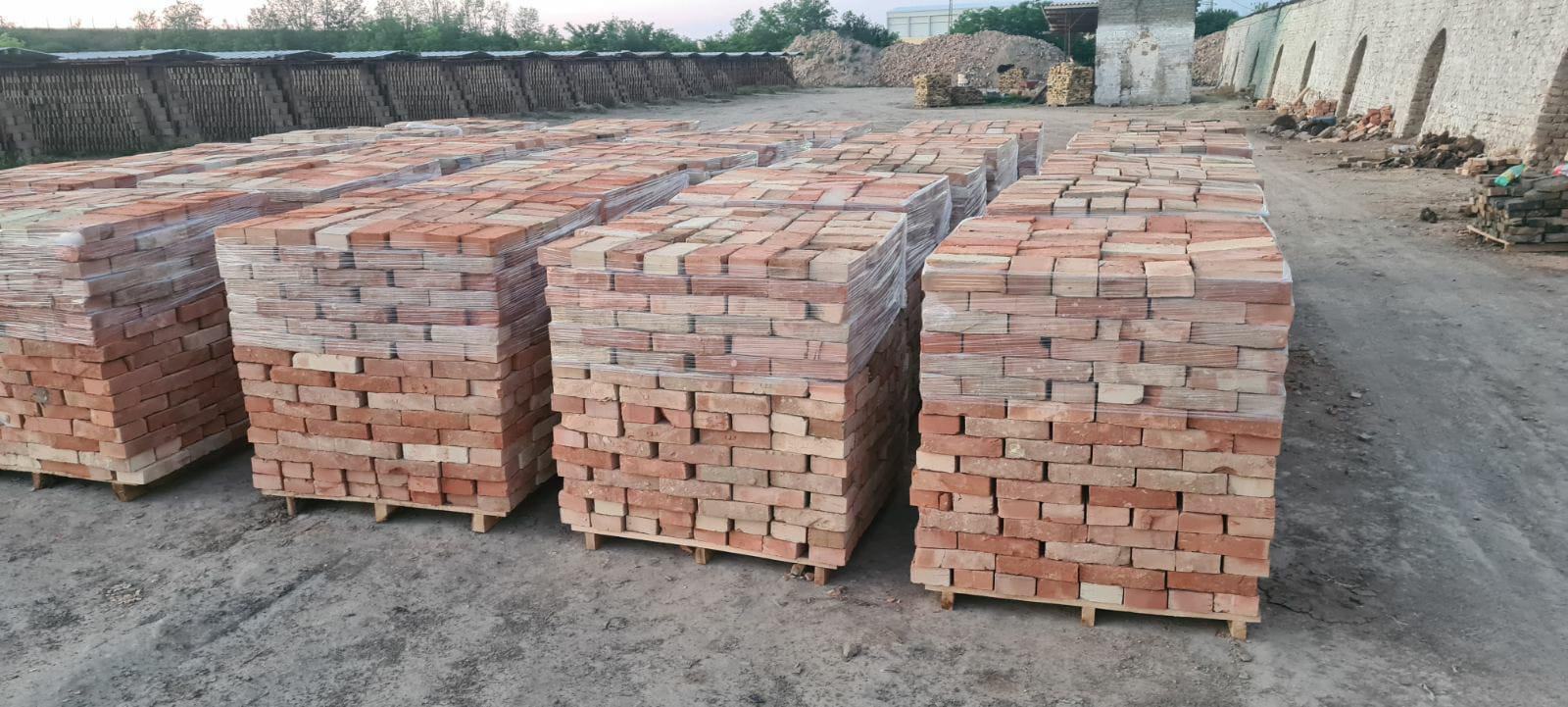 stara cigla •25 i 29cm• puna cigla