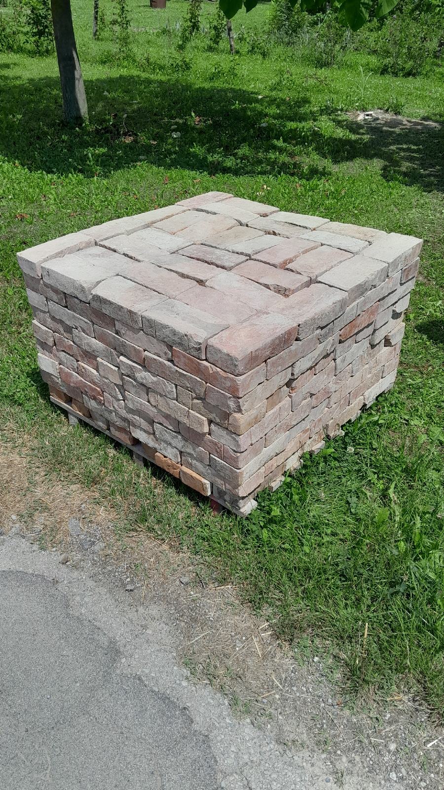 Stara puna cigla jedinica