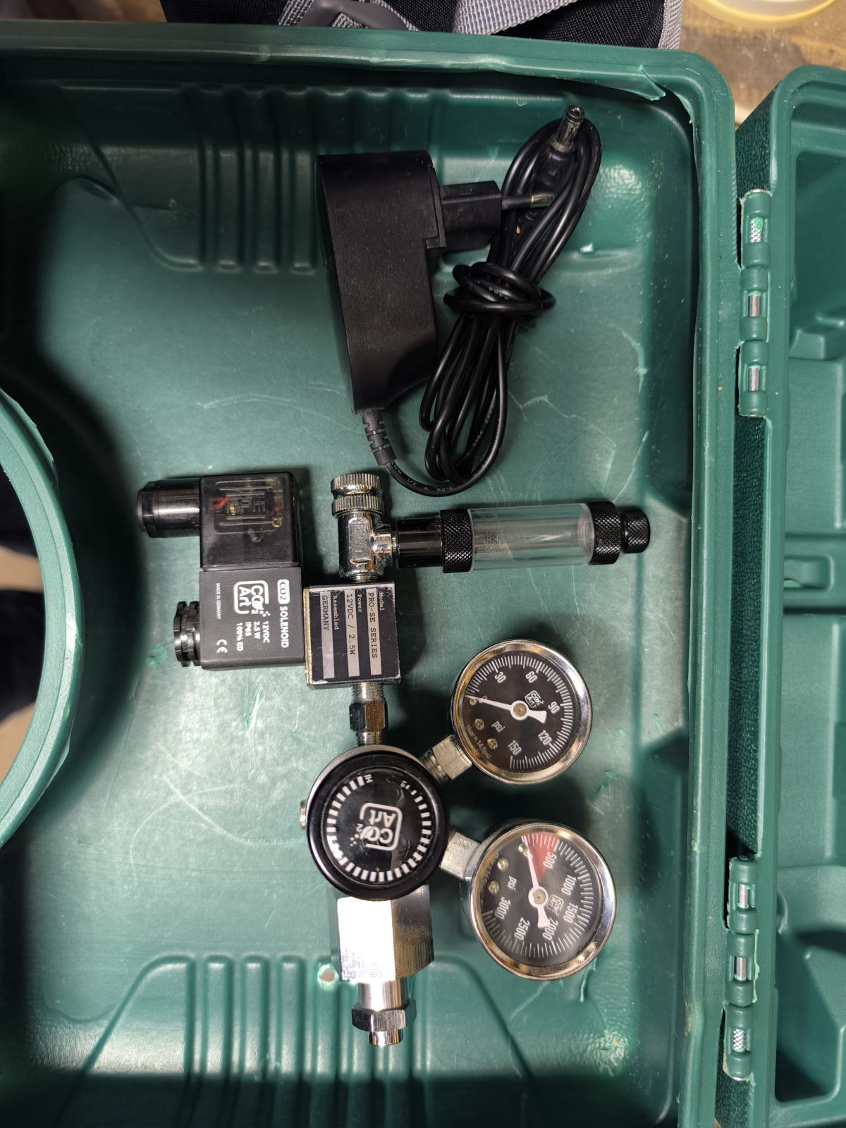 CO2 reducir ventil sa Bubbles counterom