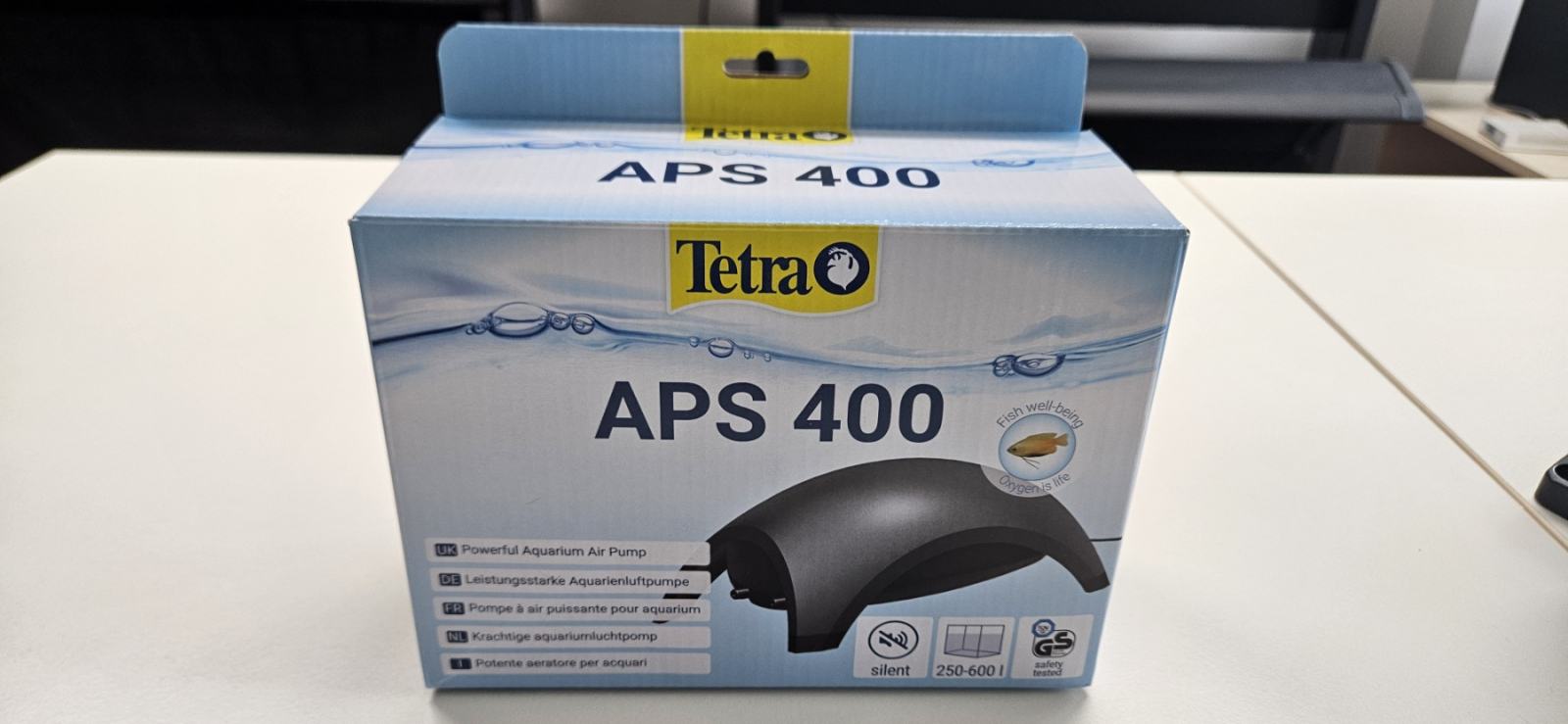 Zračna pumpa za akvarij Tetra APS 400 (300 lit./sat )