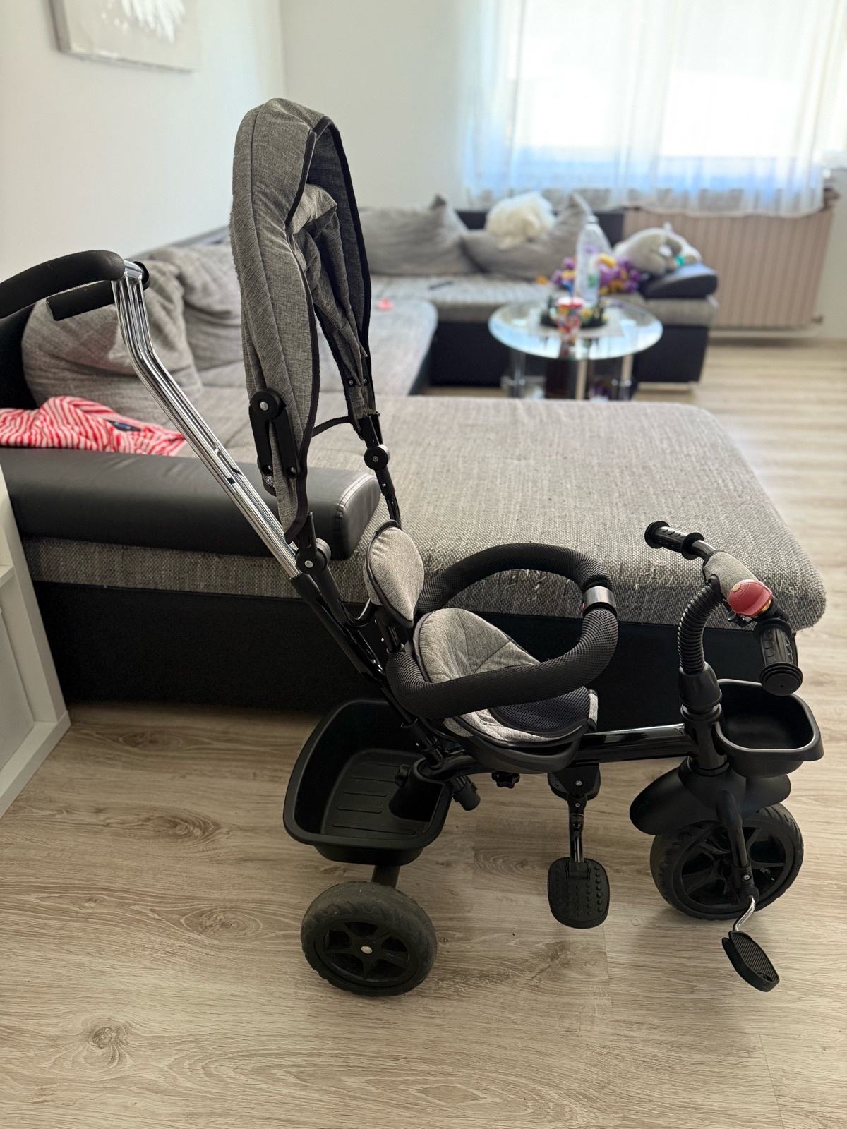 FREE 2 MOVE tricikl sporty sivi