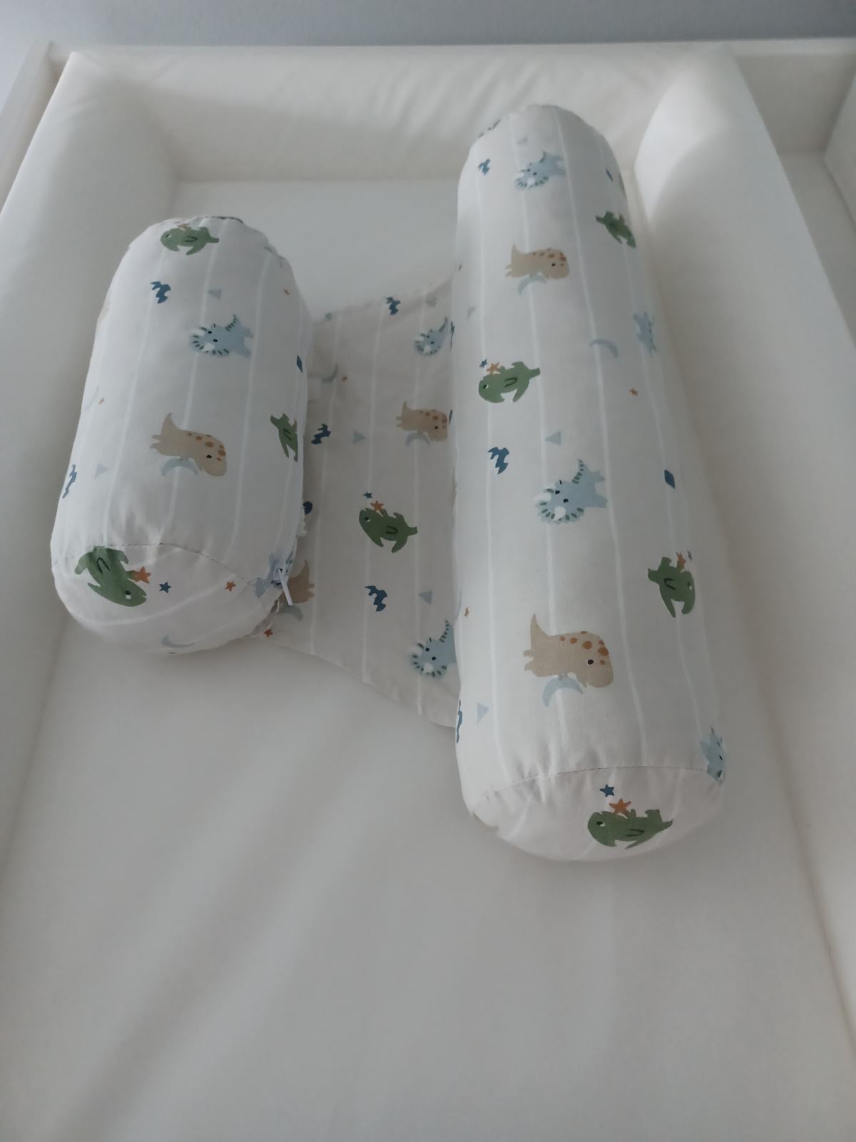 Jastuk za bočno spavanje beba