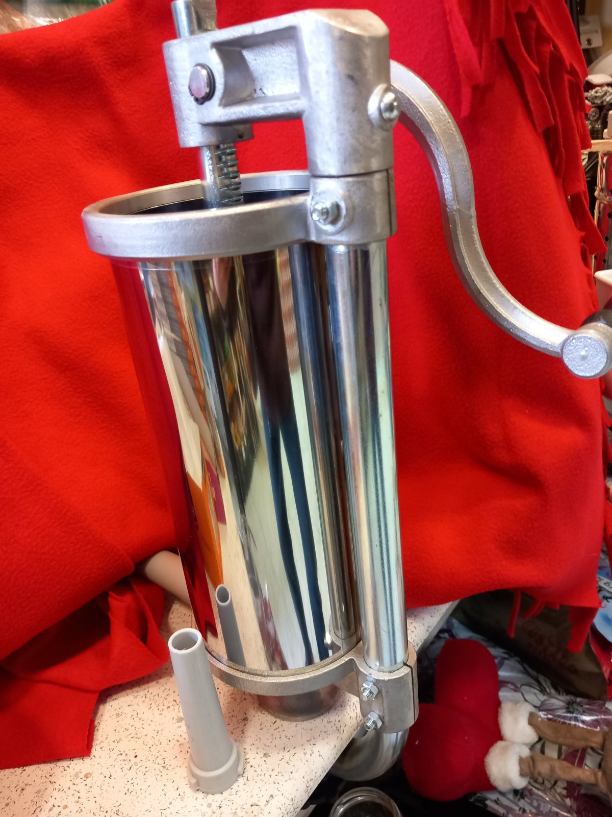 Punilica za kobasice, Protok