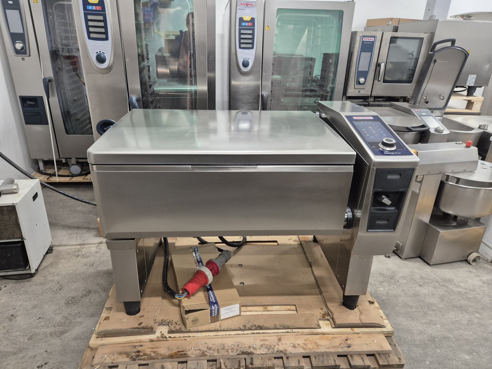 Rational iVario pro xl 150l, kipka, tanva