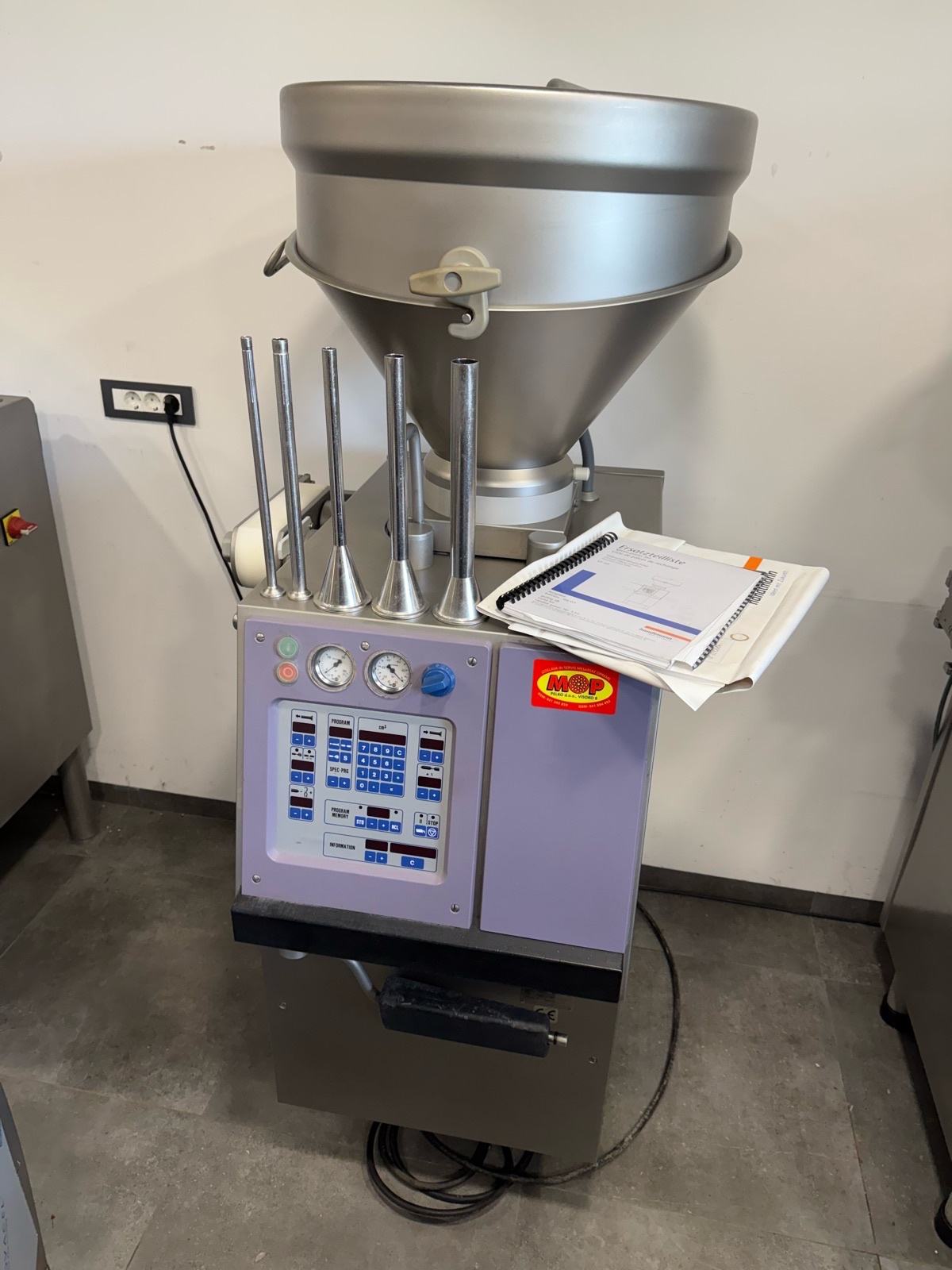 Vakum punilica HANDTMANN VF-50