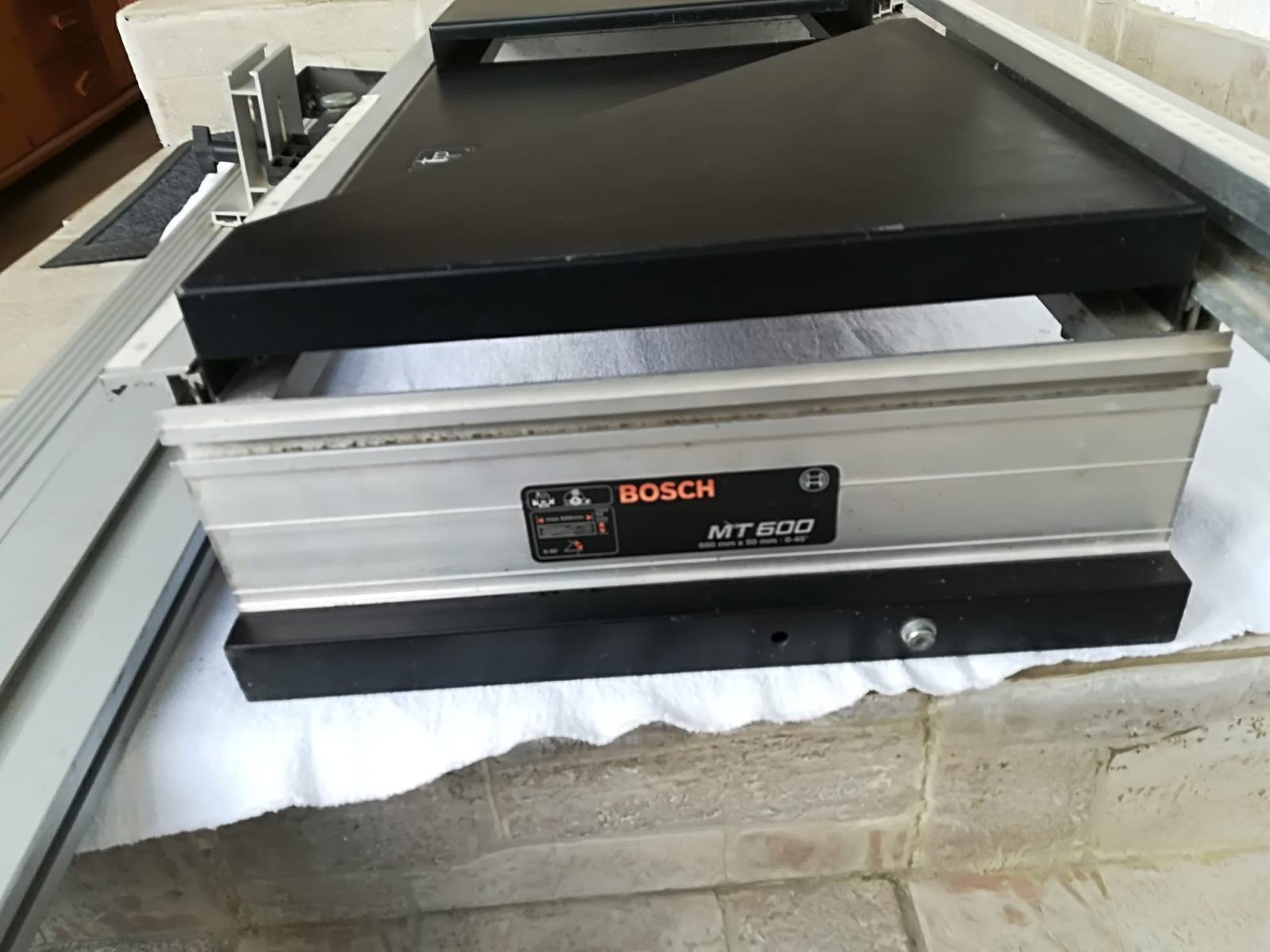 Postolje mt 600 bosch