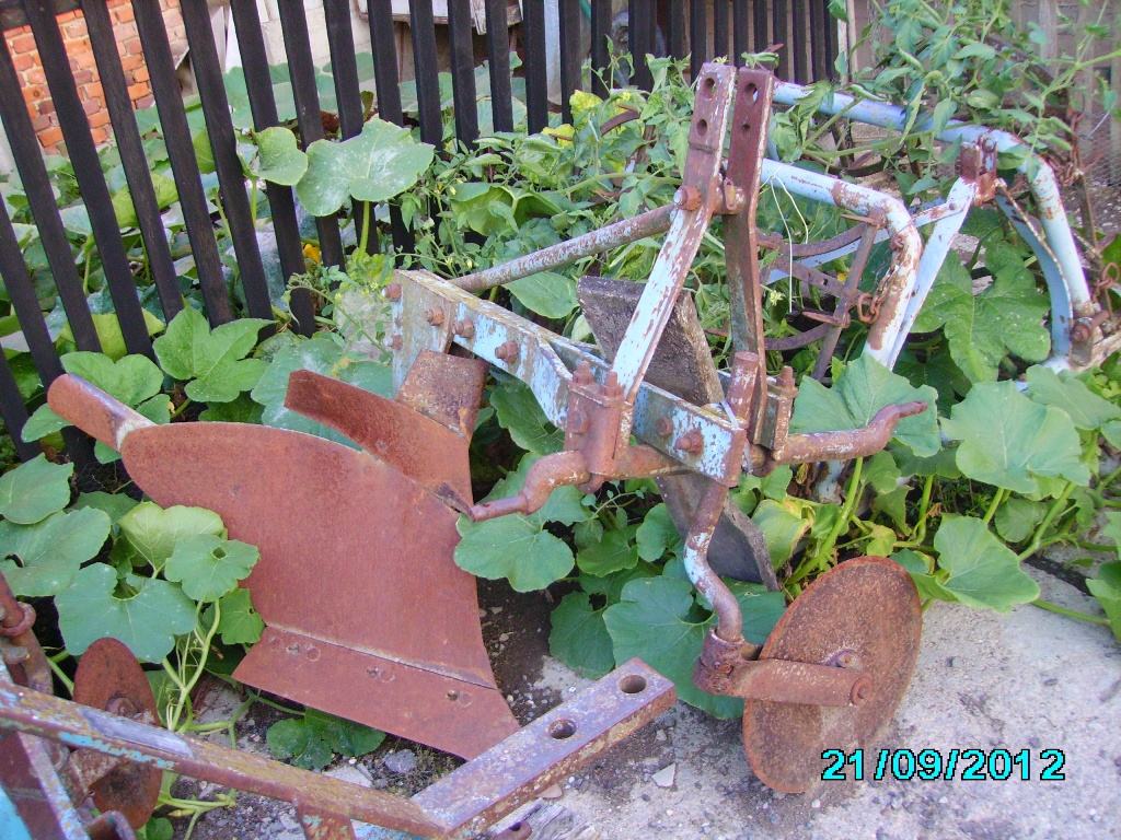 Jednobrazni plug 16 OLT - ALKAR 1A