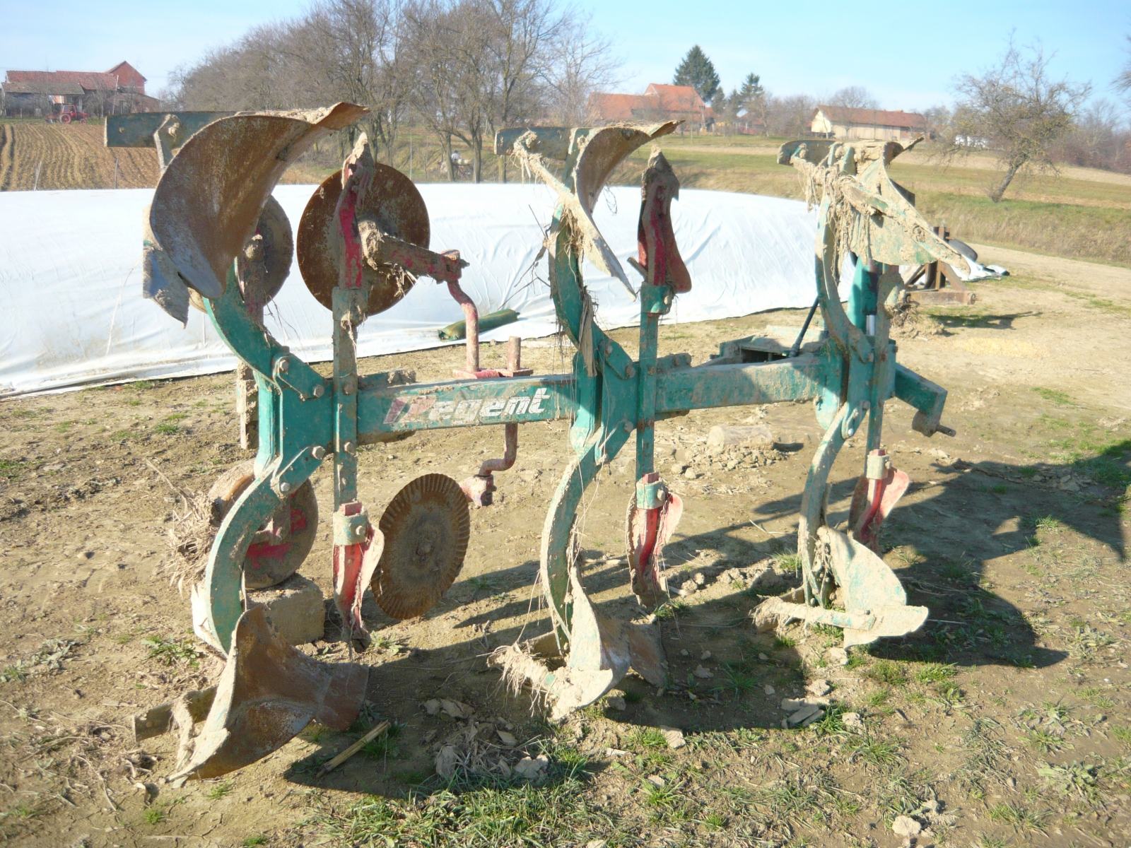 Plug 3 brazde Regent 14