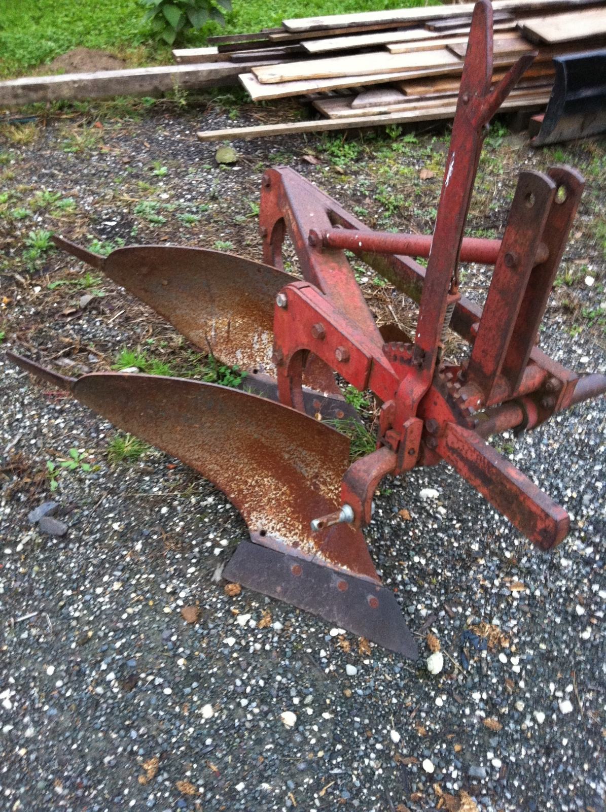 Plug IMT 12 cola dvobrazni 2,100 kn