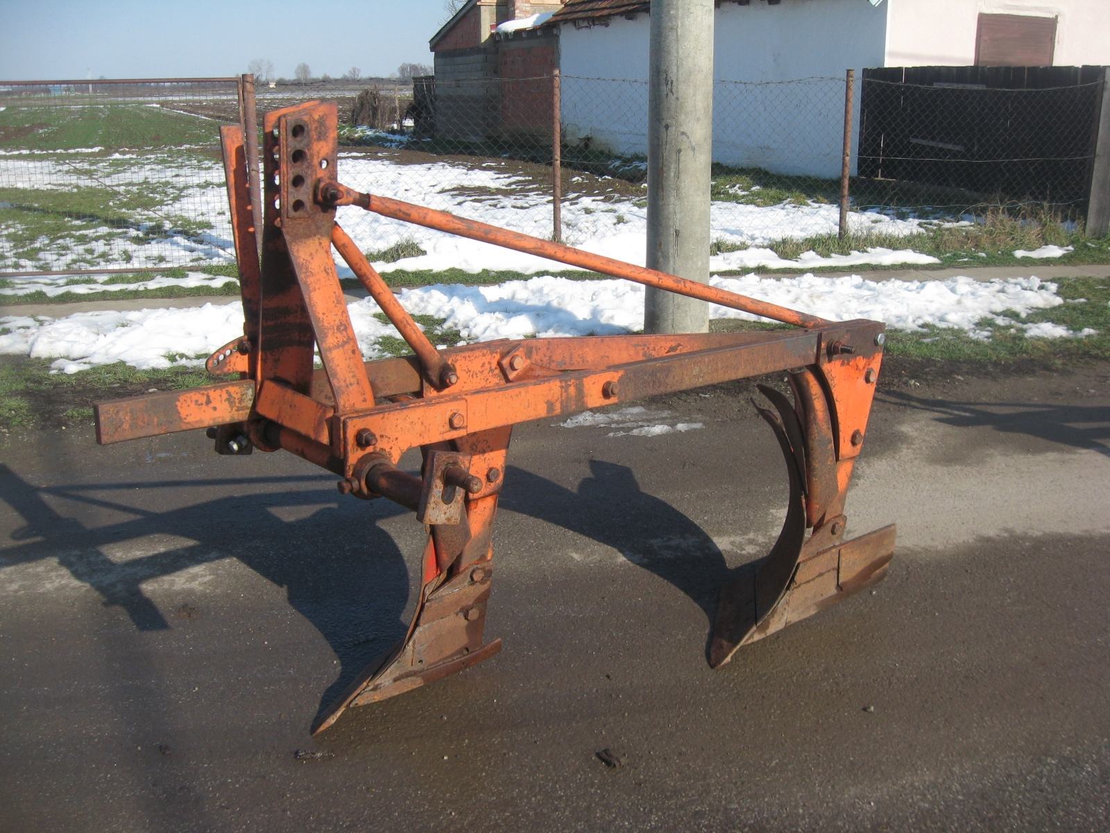 PLUG LEOPARD 12 COLI PRODAJEM ILI MJENJAM