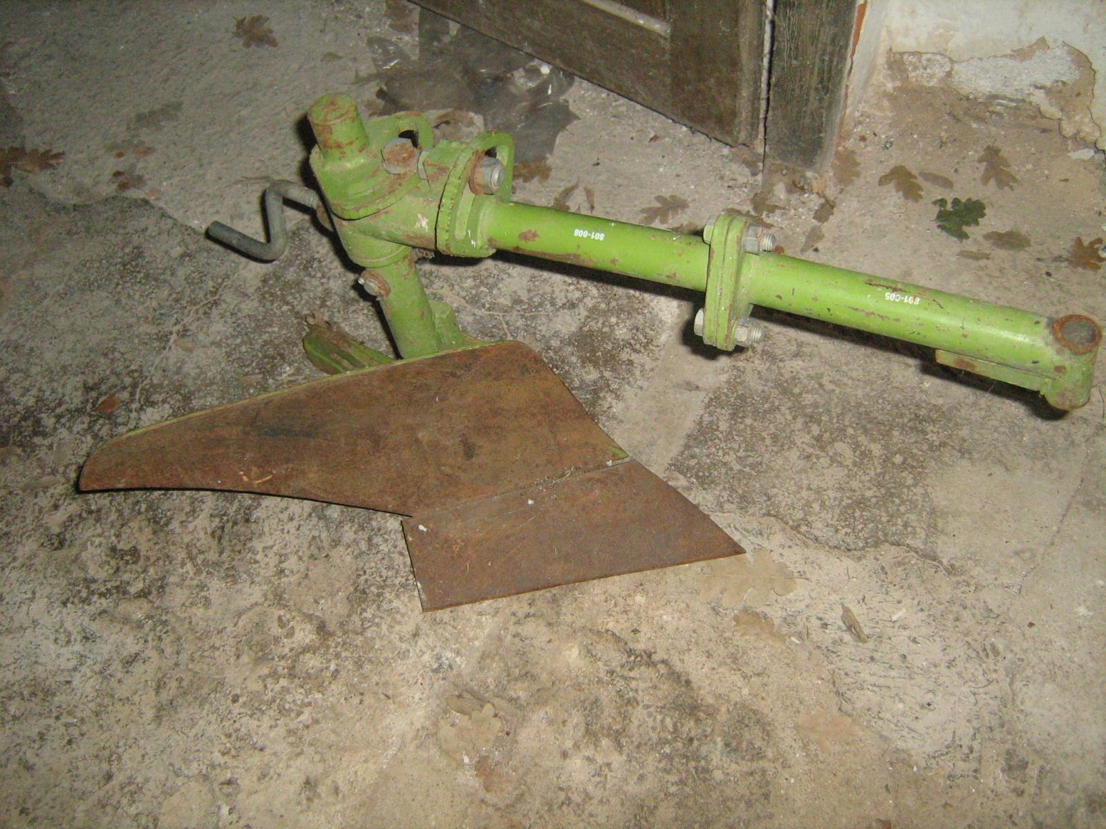 Plug za motokultivator diesel lombardi