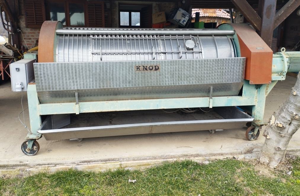 Preša za grožđe KNOD inox