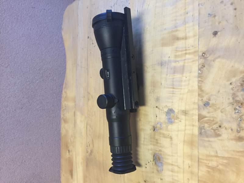 NOĆNA OPTIKA DEDAL 450