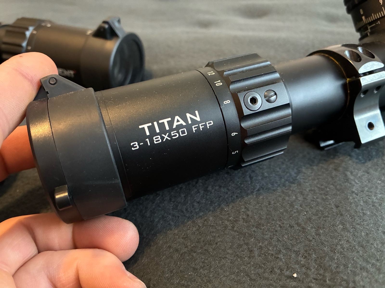 ELEMENT Titan 3-18x50 FFP