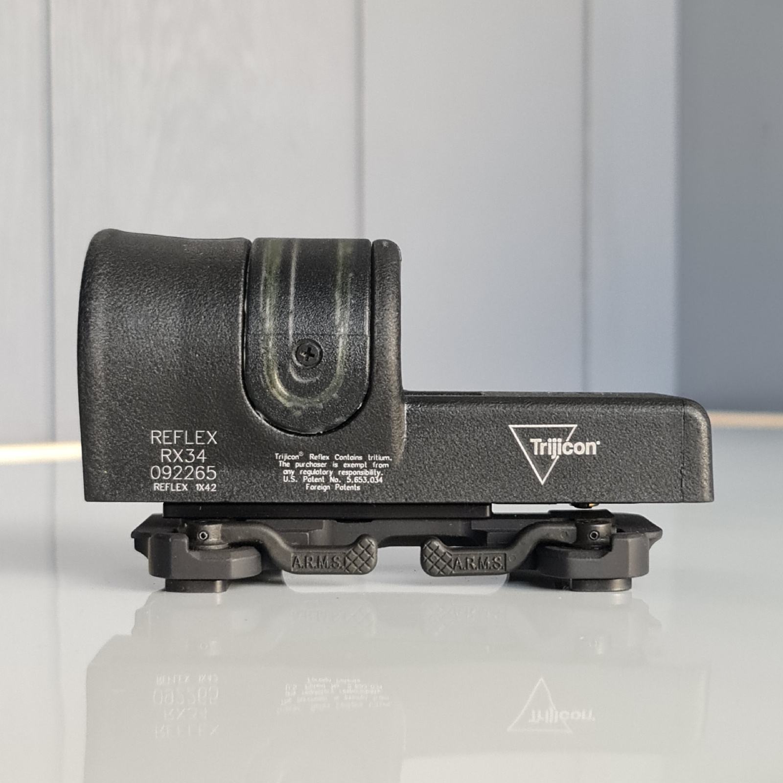 Crvena točka TRIJICON RX34-23 4.5 MOA