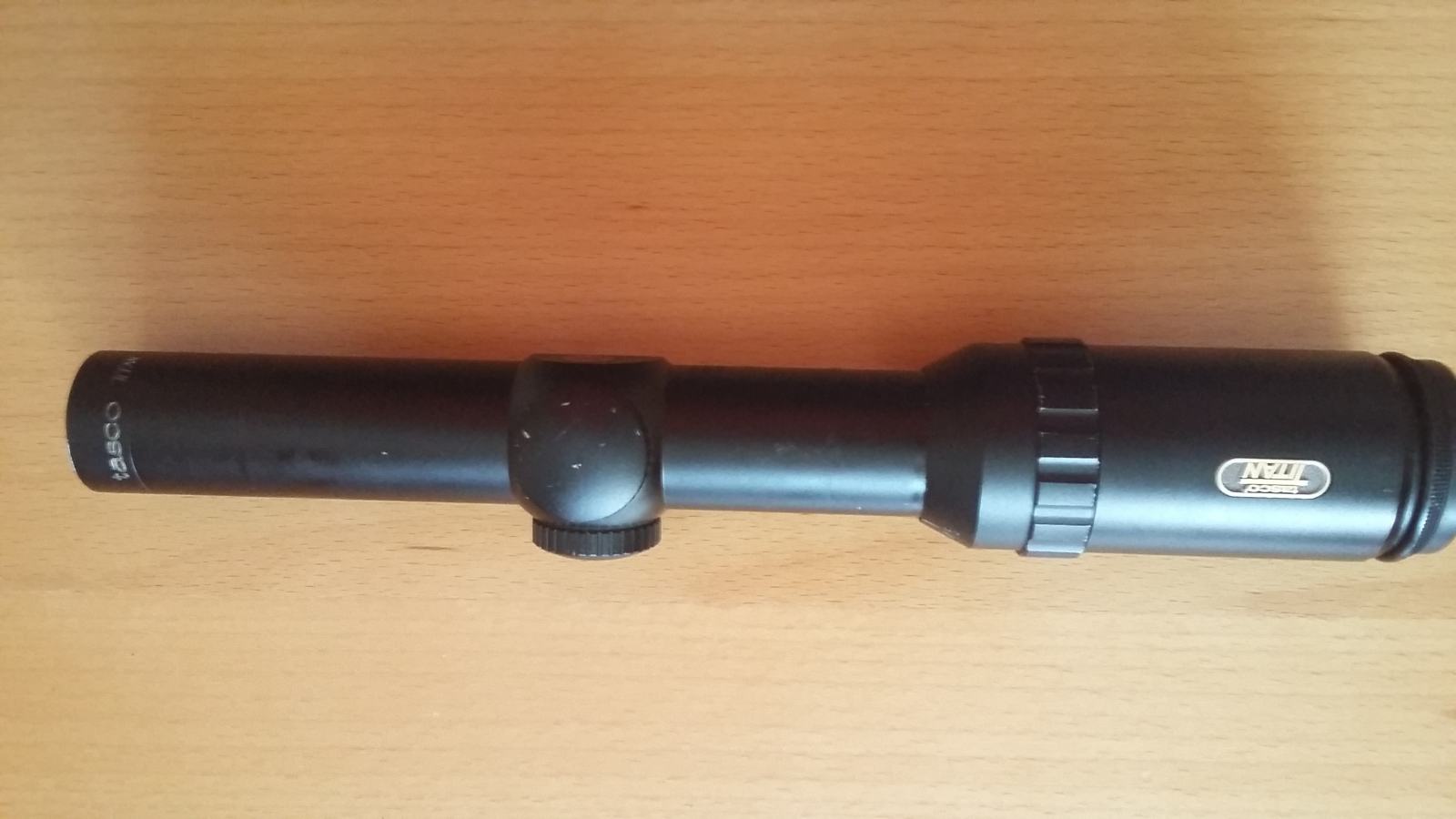 Original Tasco Titan širokokutna optika 1.25-4.5x26