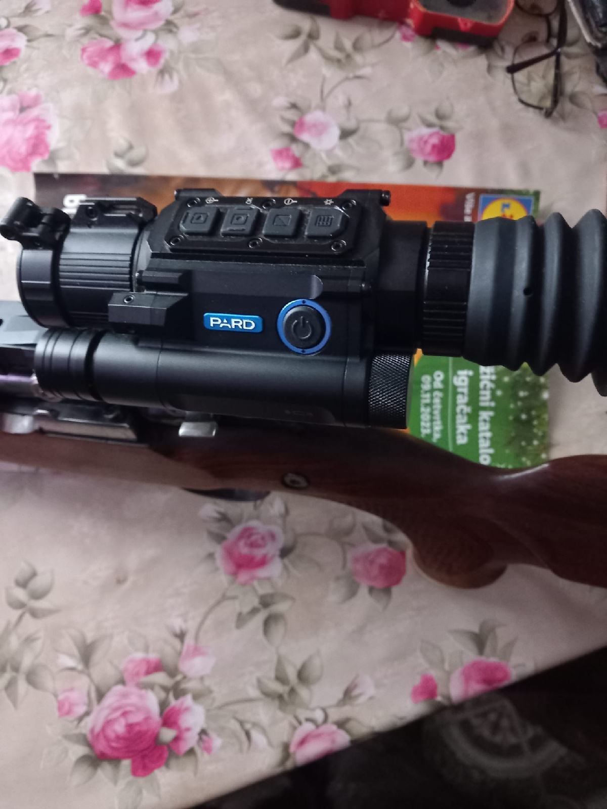 Pard 008S iluminator 850 GARANCIJA!