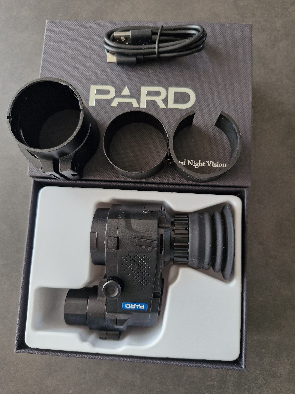 PARD NV007SP 850 iluminator
