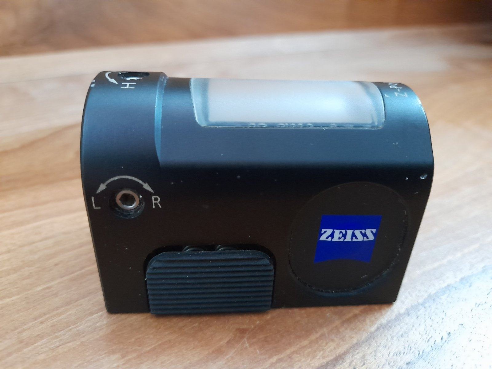 Zeiss Z-point,crvena točka,lovačka optika