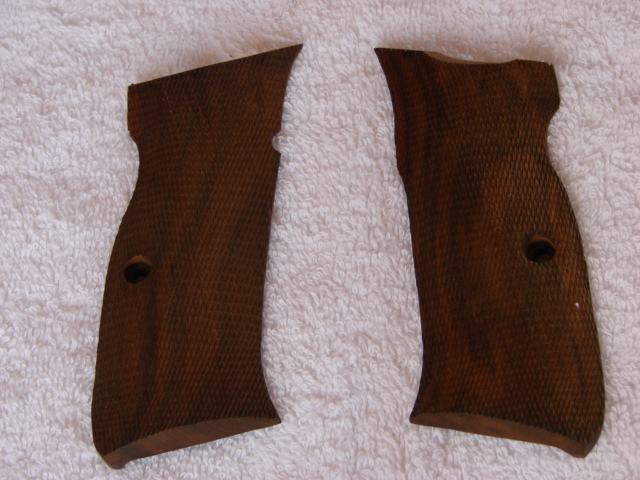 DRVENE KORICE ZA PIŠTOLJ ČZ M-75,85