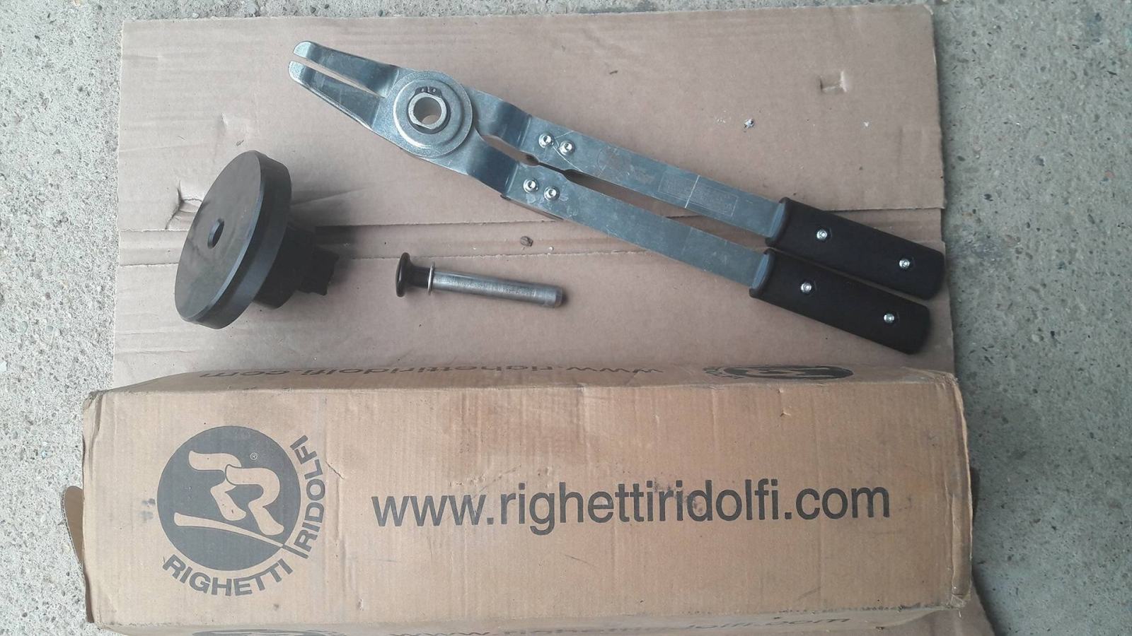 Alat za skidanje karting guma s felga