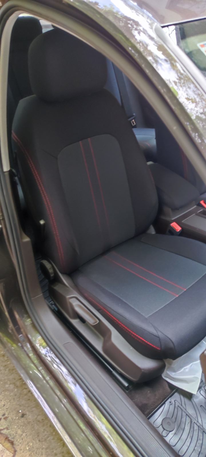 Auto navlake-tipske, kvalitetne-rađene po original krojevima Slit doo