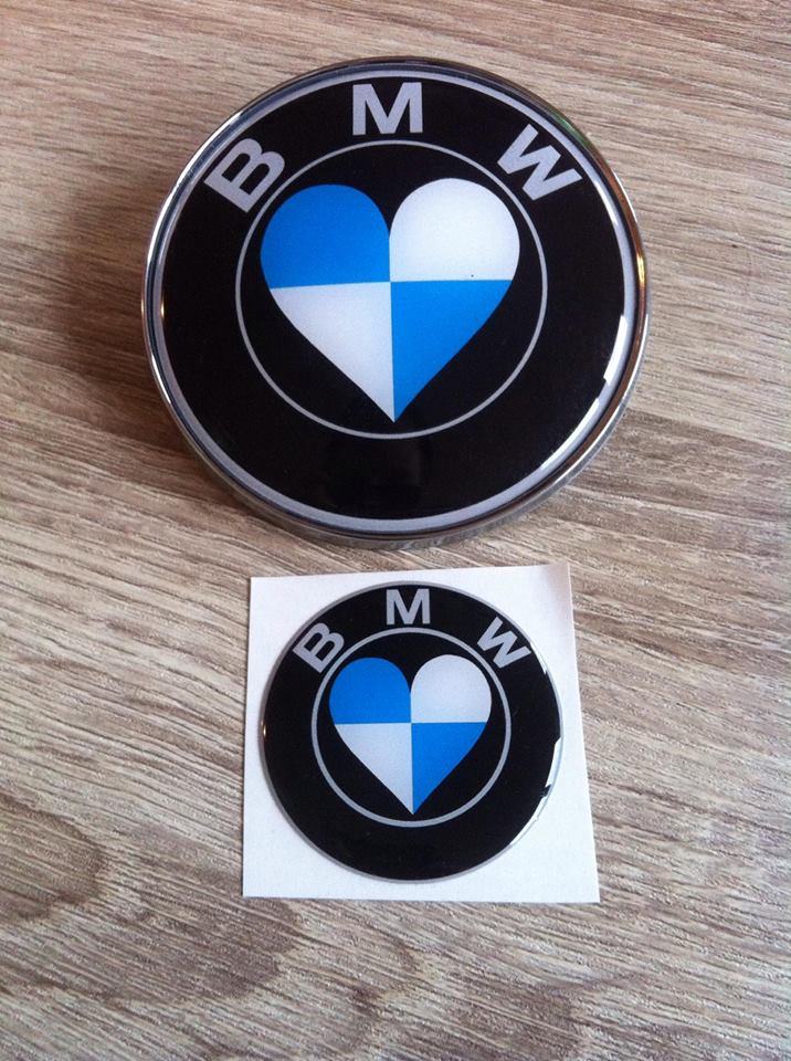 BMW znak za haubu 82mm i 74mm te sticker za volan 45mm NOVO!!!