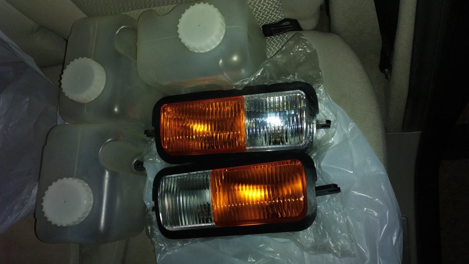 Dijelovi Žmigavci novi model lada Niva. (Rikaro)