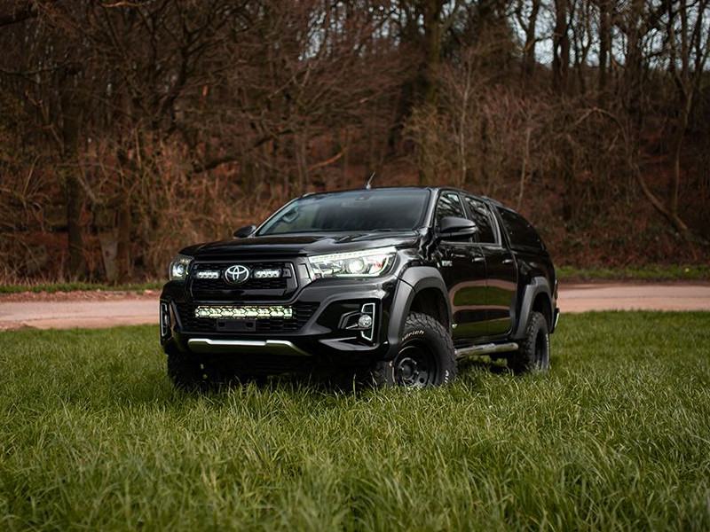 LED SVJETLO LAZER Lamps - SET - Triple-R 16 Gen2 Elite - Toyota Hilux