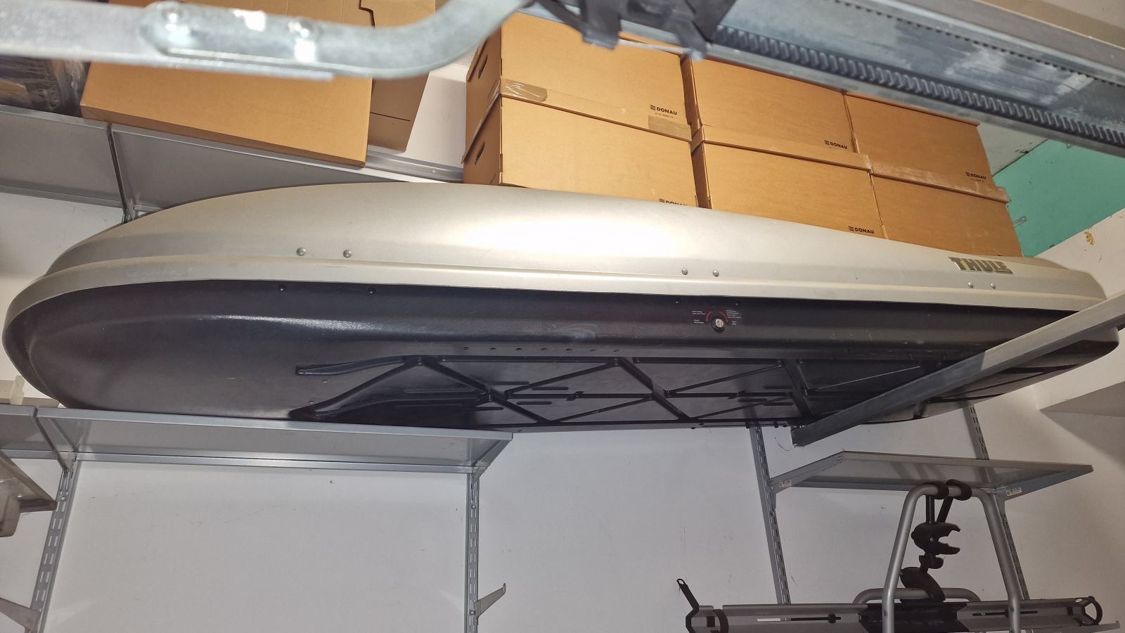 Thule box Evolution 900 krovna kutija