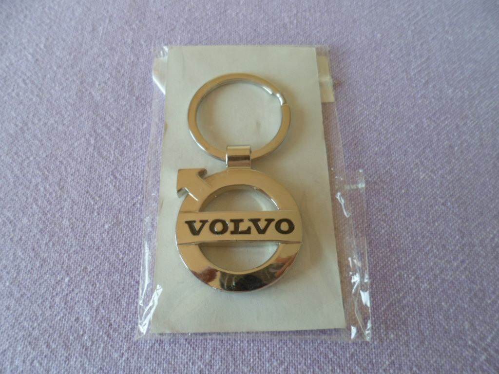 VOLVO PRIVJESAK ZA KLJUČEVE, INOX NOVO