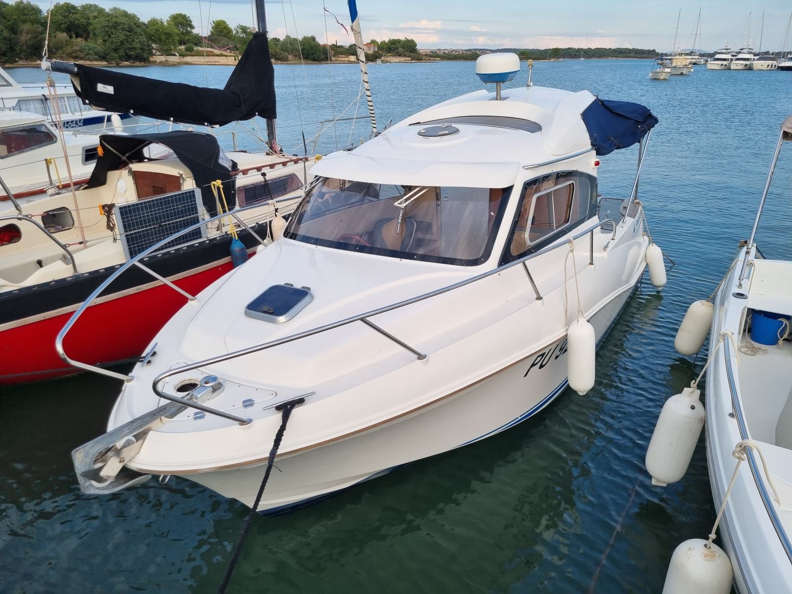 Quicksilver 640 weekend, Mercruiser 4,3 200ks novi