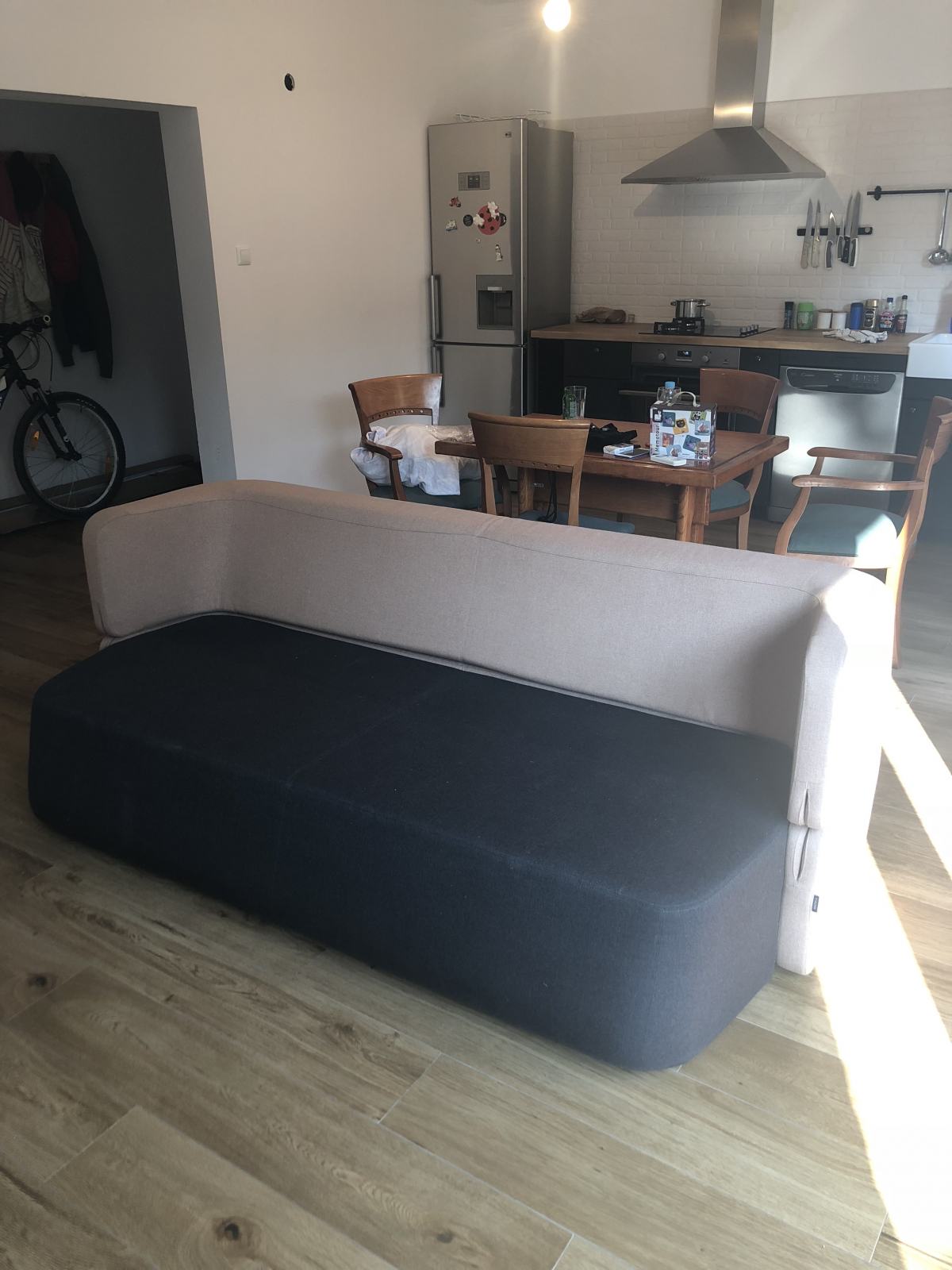 Revolve sofa Quadra ( Prostoria )