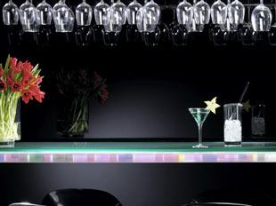 STAKLO U BOJI ZA KUHINJE