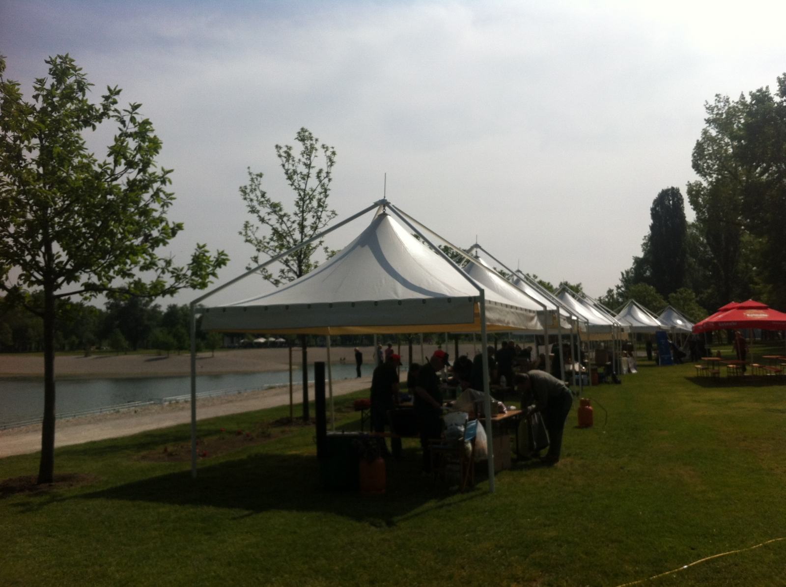 Iznajmljivanje šatora i pripadajuće opreme