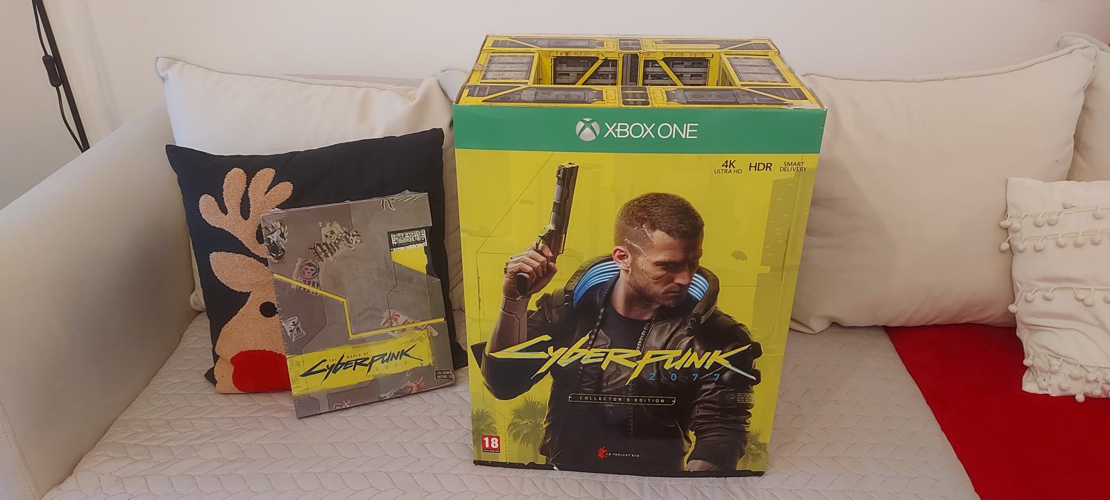 Cyberpunk 2077 Collectors Edition i Artbook