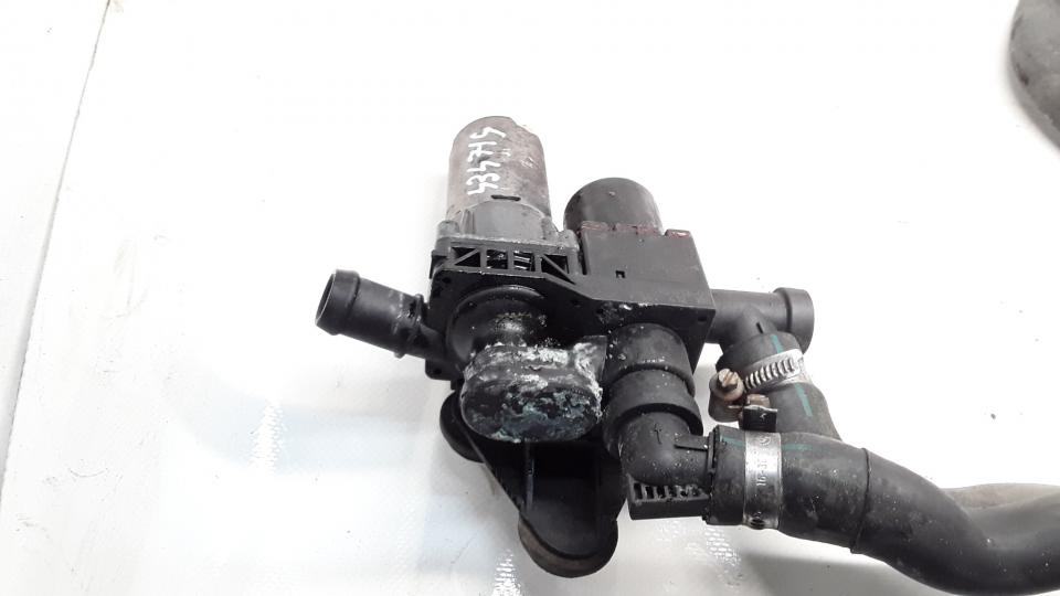 CIRKULACIONA PUMPA 64126951813 BMW E90/91 2005-09