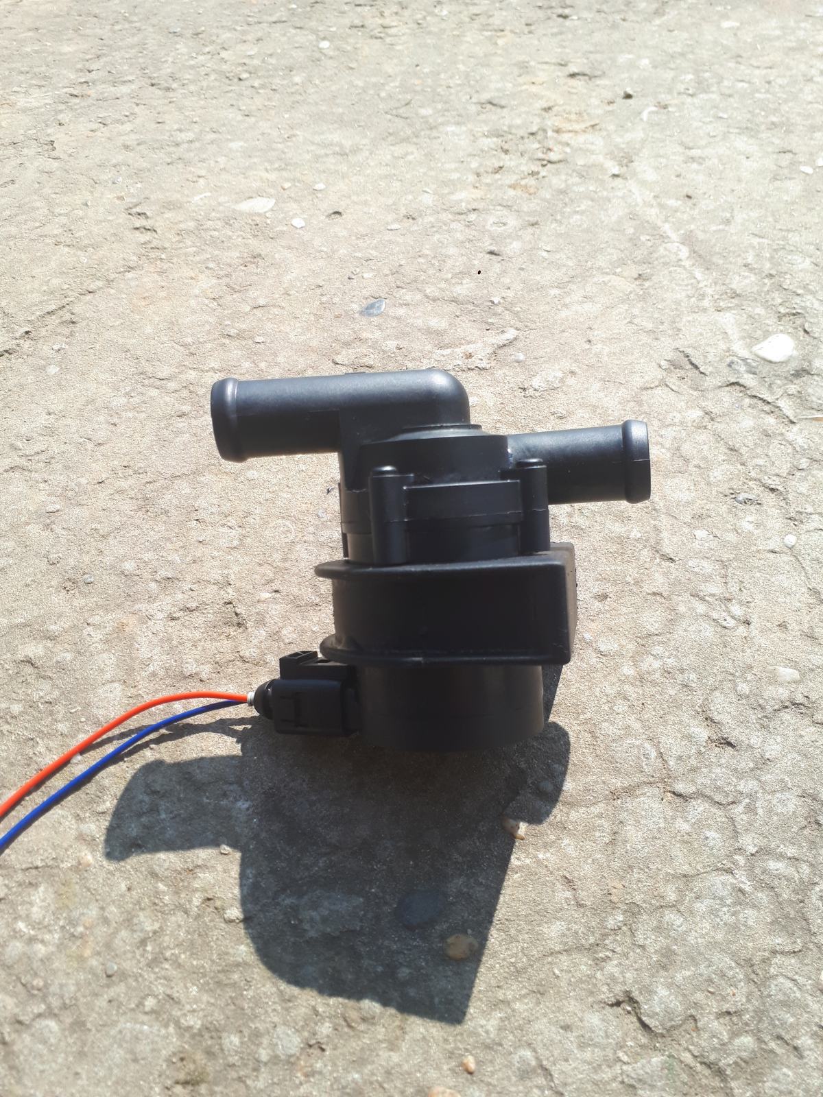 Električna vodena pumpa 12v