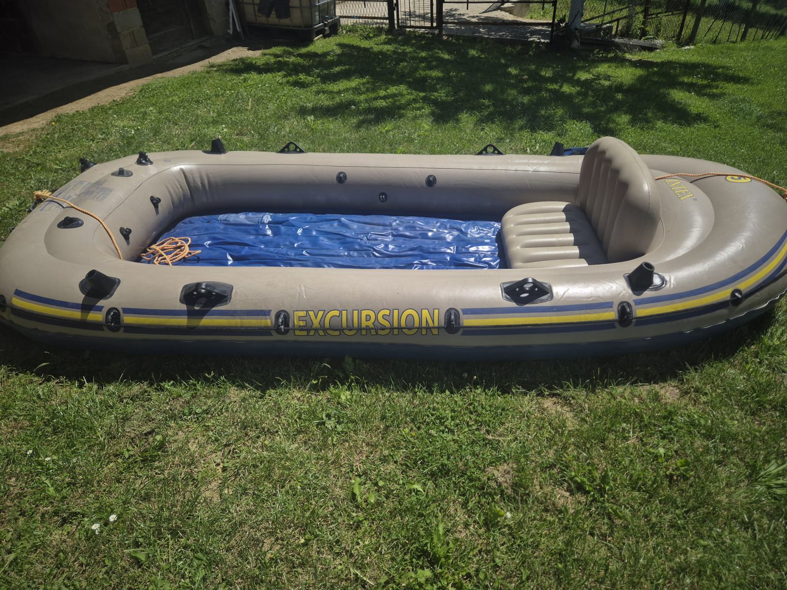 Gumeni camac na vesla