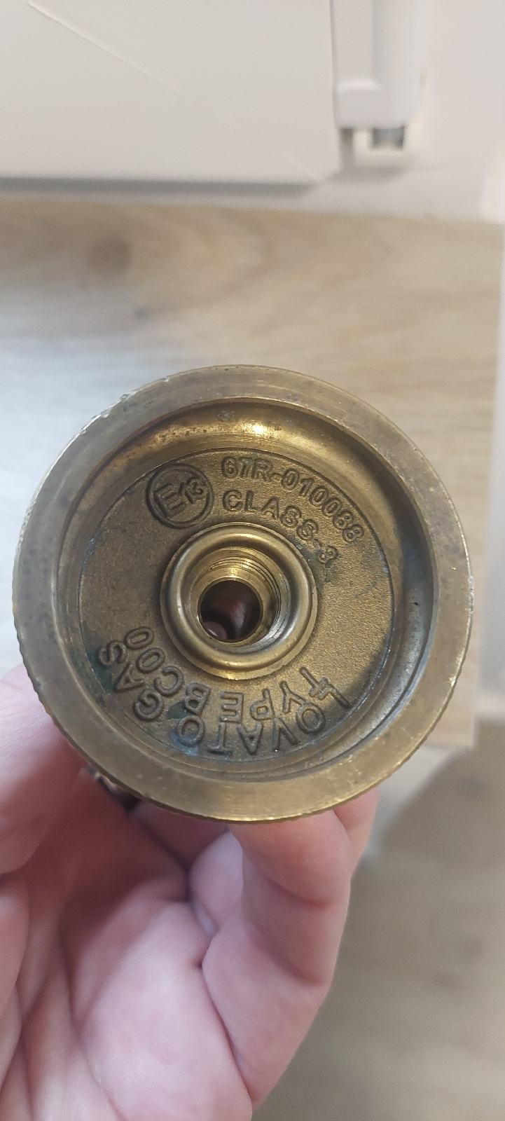 Nastavak za točenje auto plina...10 eura