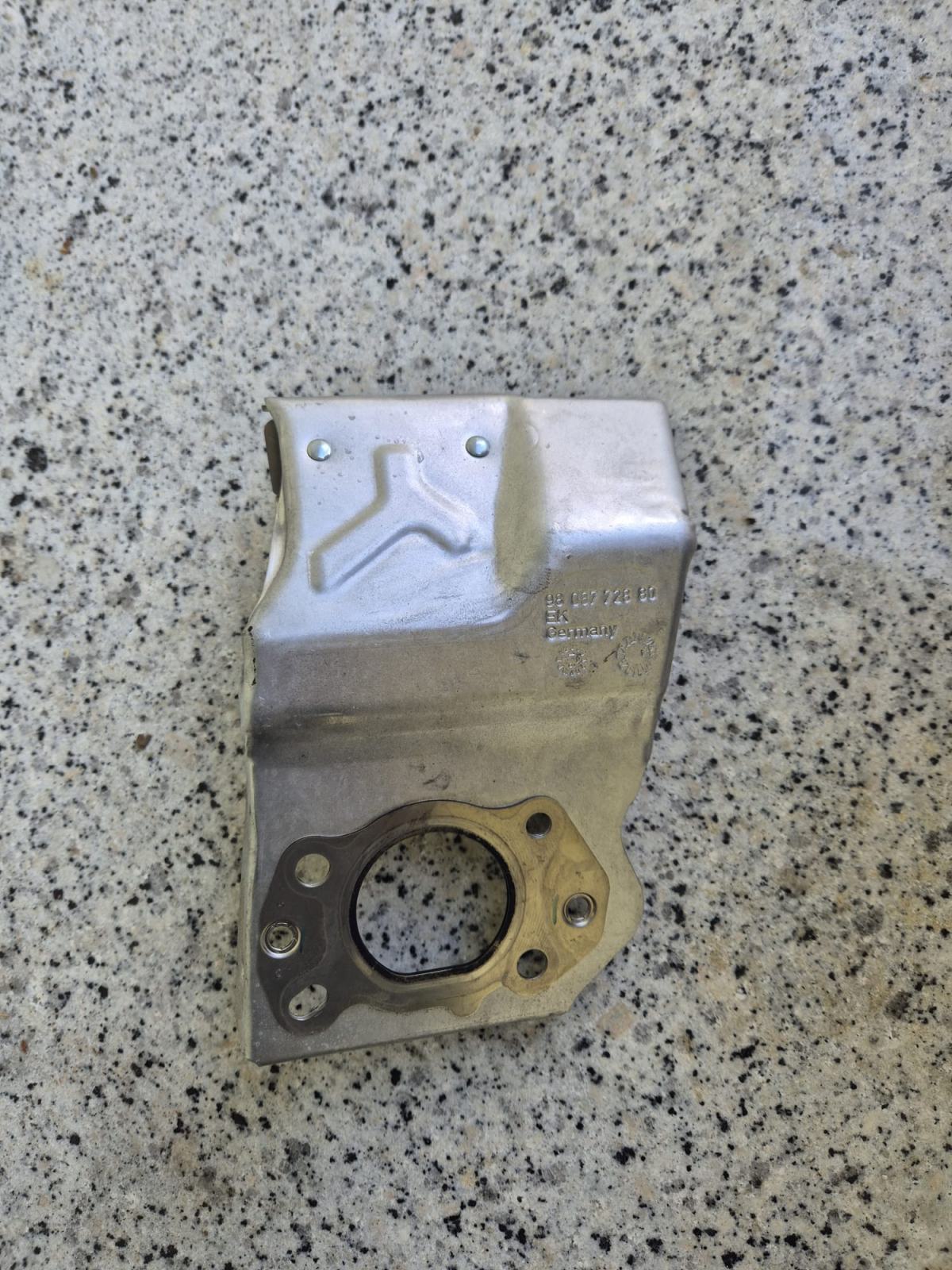 Peugeot 2008-2016 toplinski štit katalizatora