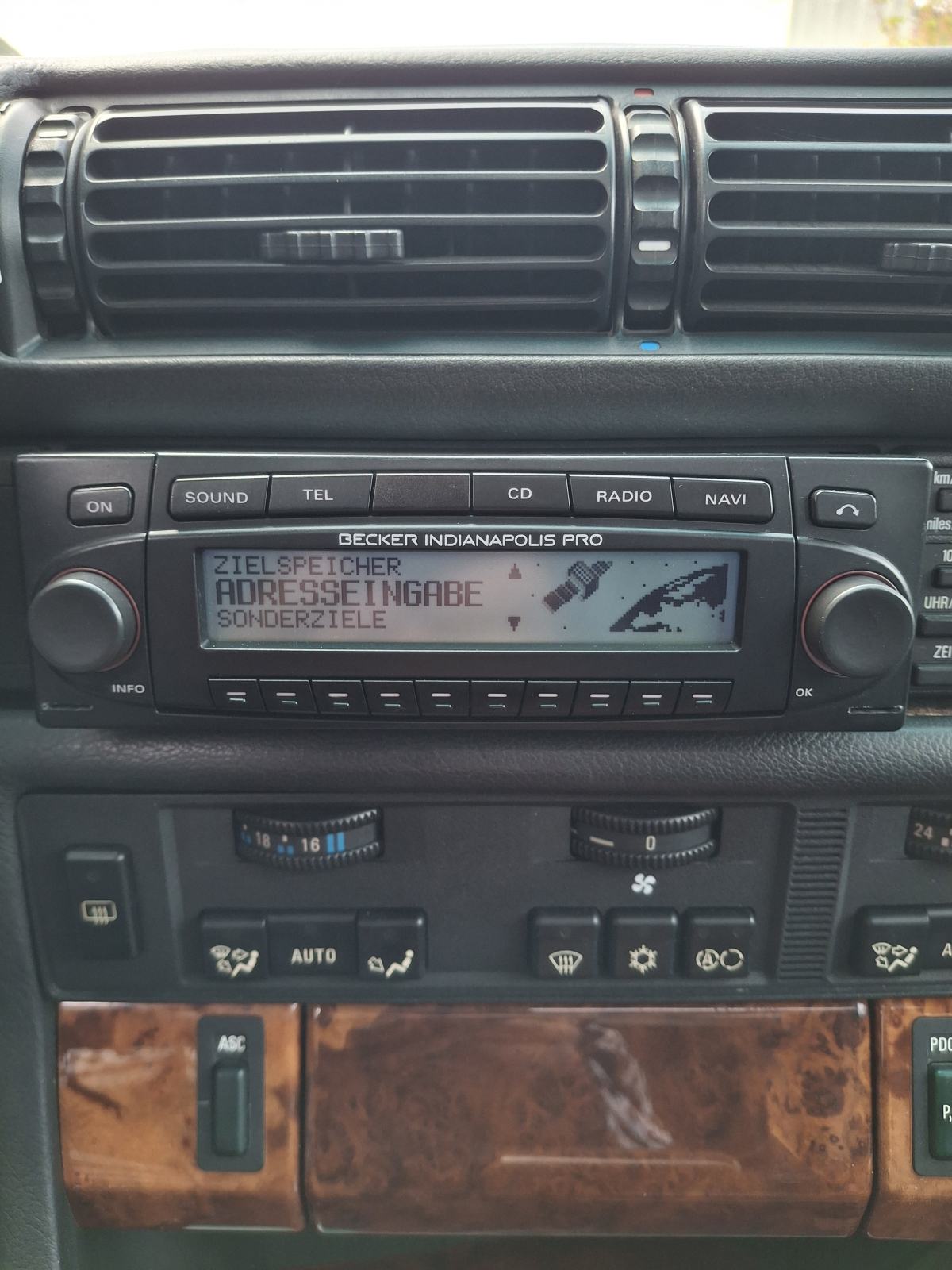 Radio becker mercedes/ bmw /vw