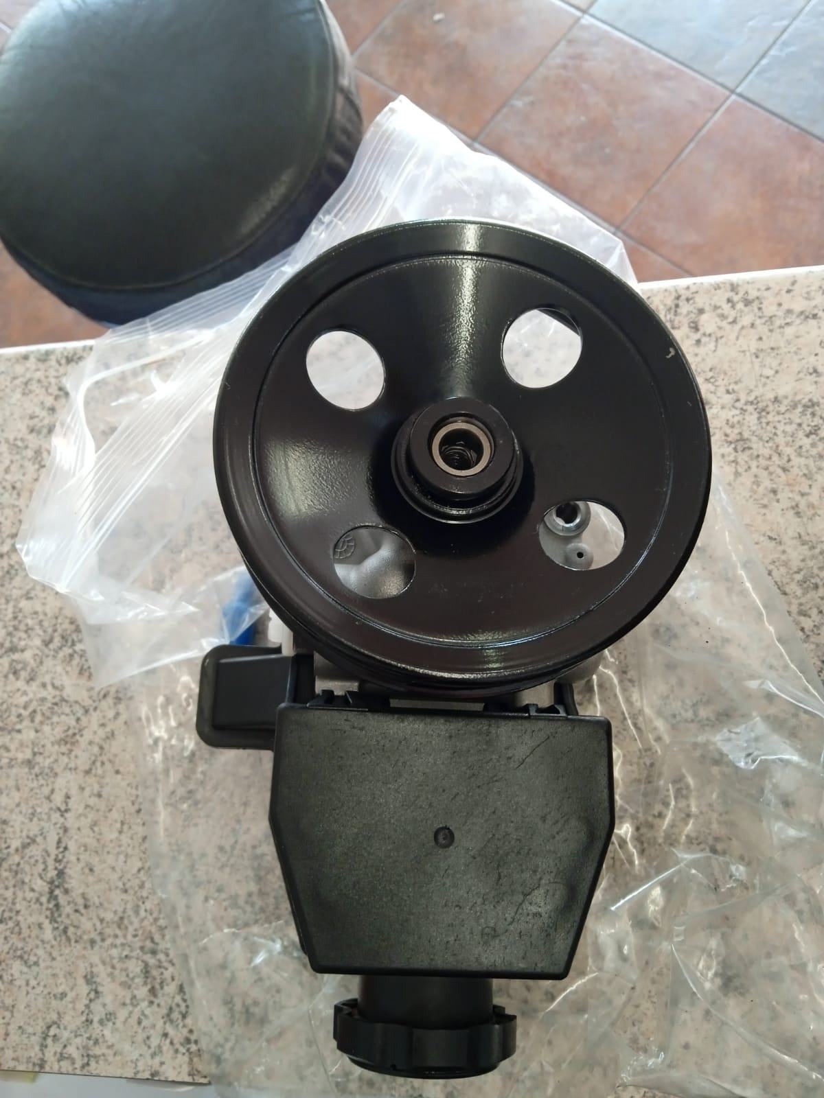 SERVO PUMPA MERCEDES-BENZ W203/S203/CL203 (2000--2008)