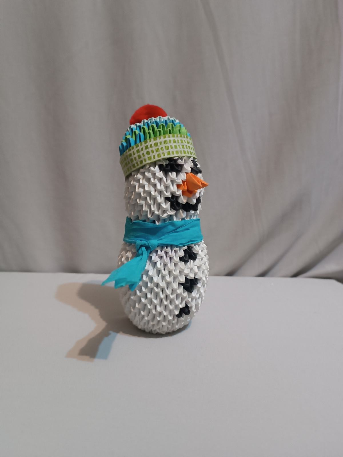 3d origami snjegović