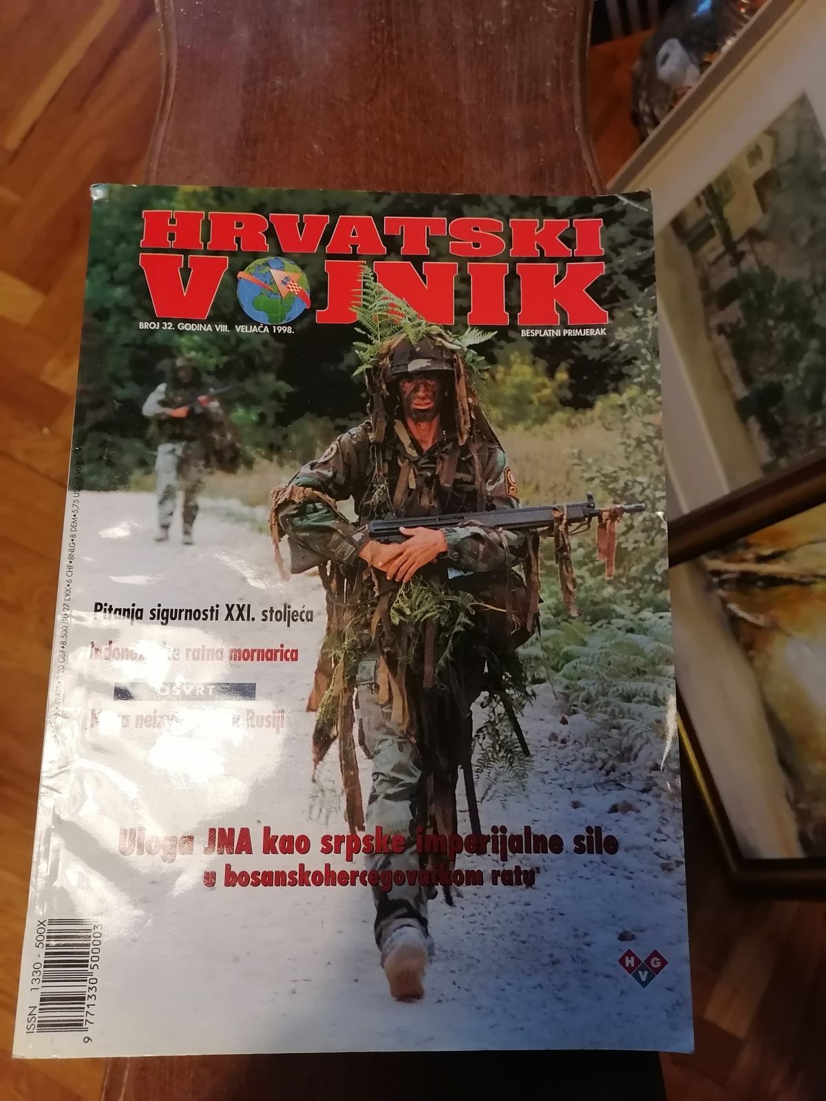 Hrvatski vojnik, časopis